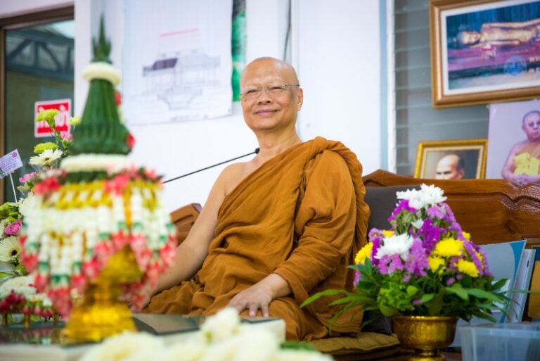 The Complete Path of Practice | Ajahn Anan Akiñcano | The Fourth Messenger